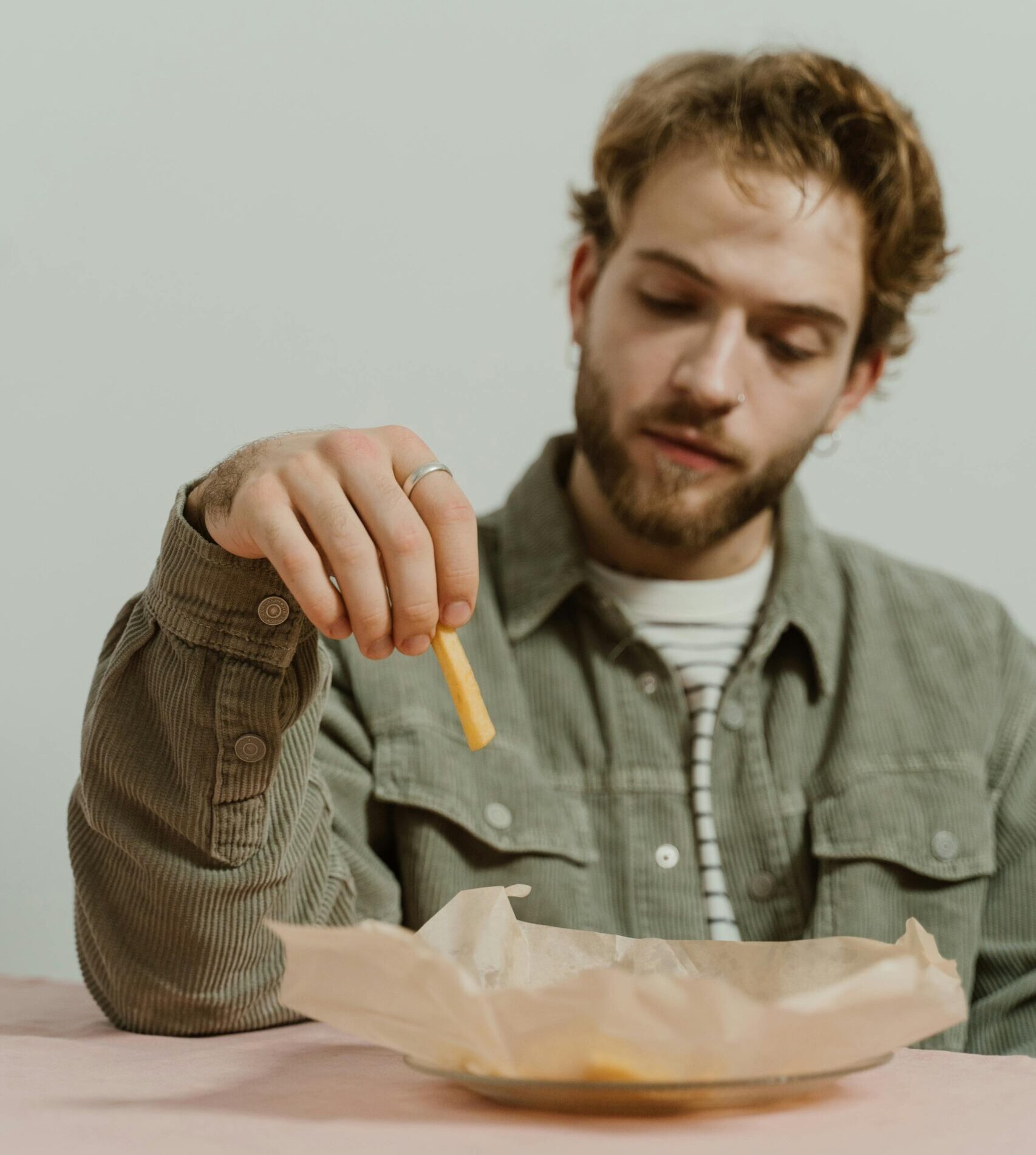 3 Creative Ways to Use Wax Paper Around the House - Bob's Hide Out